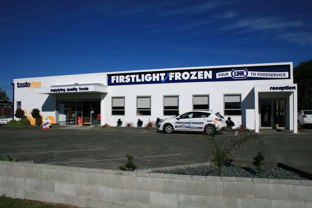 Firstlight Frozen Online